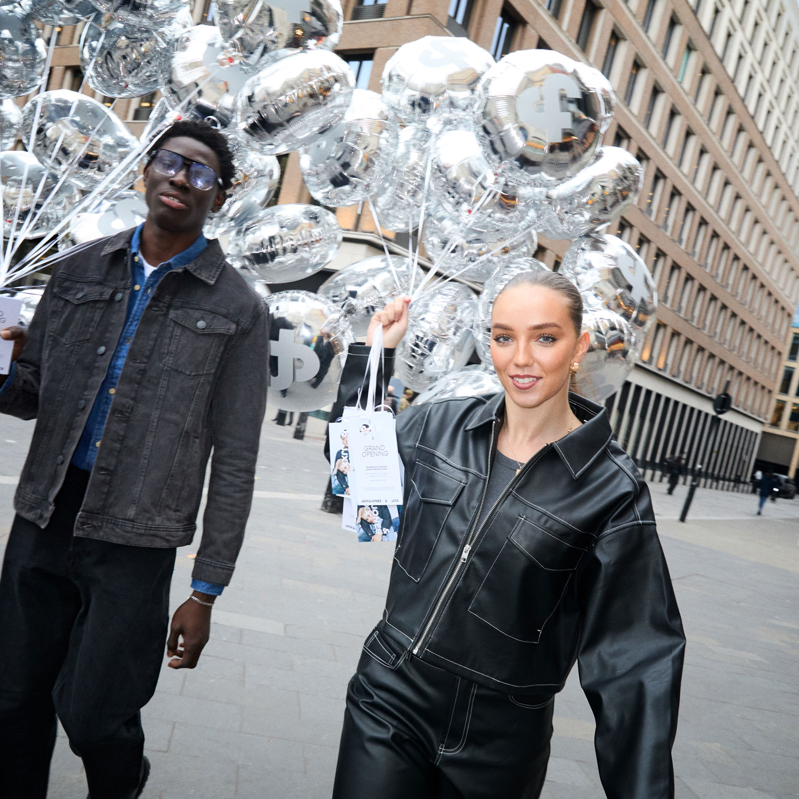 One World, One Philosophy, One Family | BESTSELLER